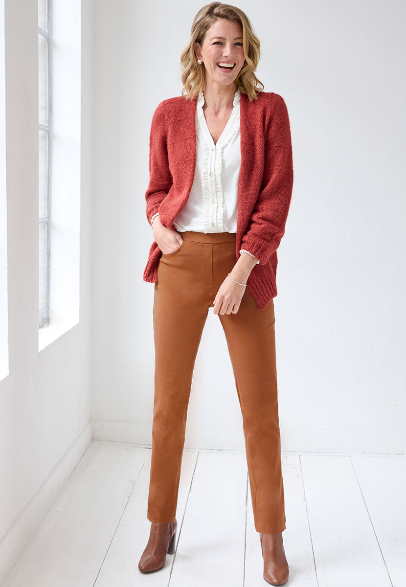 Hayley Easy Fit Slim Leg Bella Trousers - Rich Amber – Bella di Notte